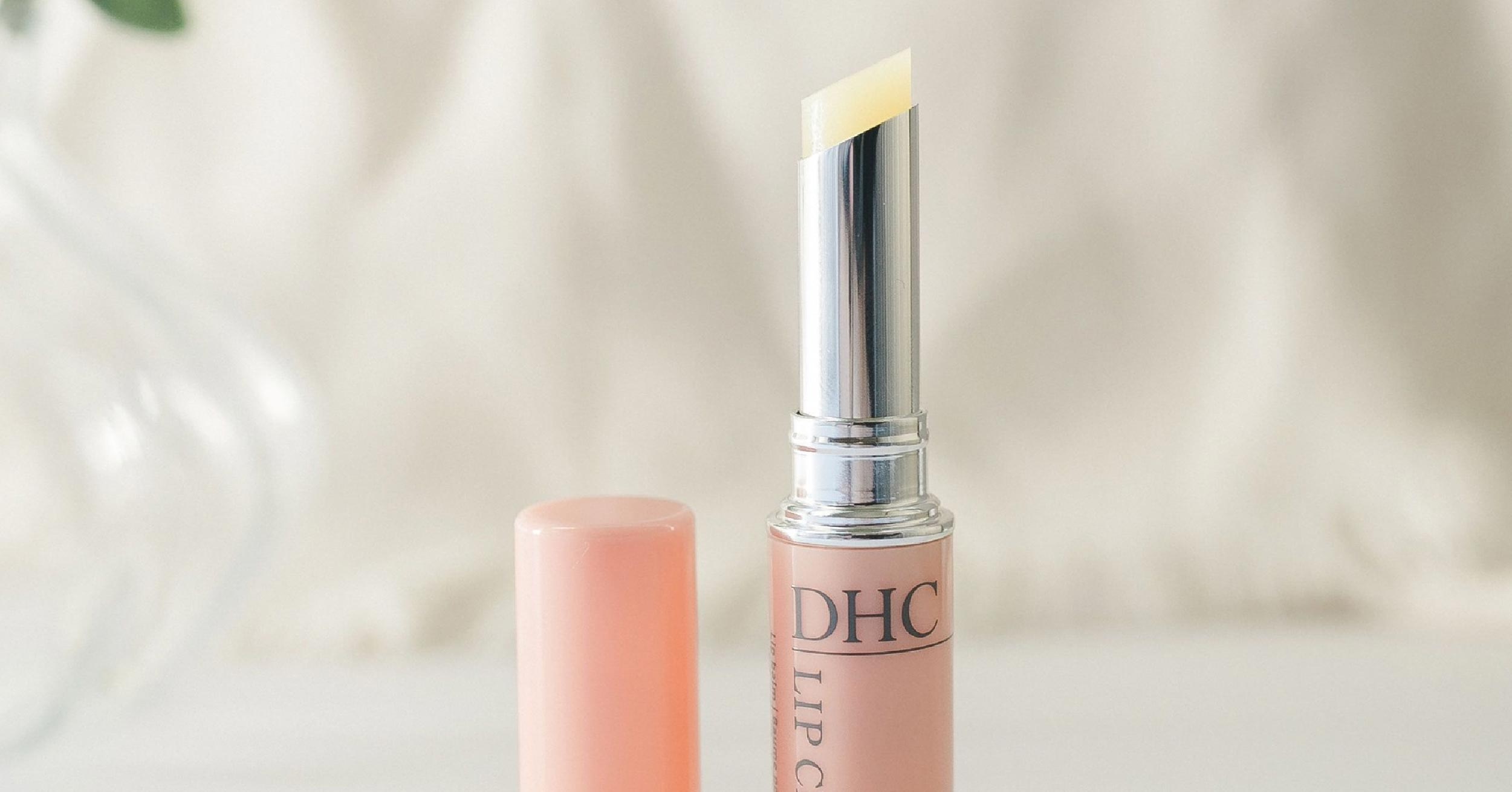 乾唇、死皮人士秋冬救星！香港價半價入手DHC潤唇膏 | Buy&Ship（香港）