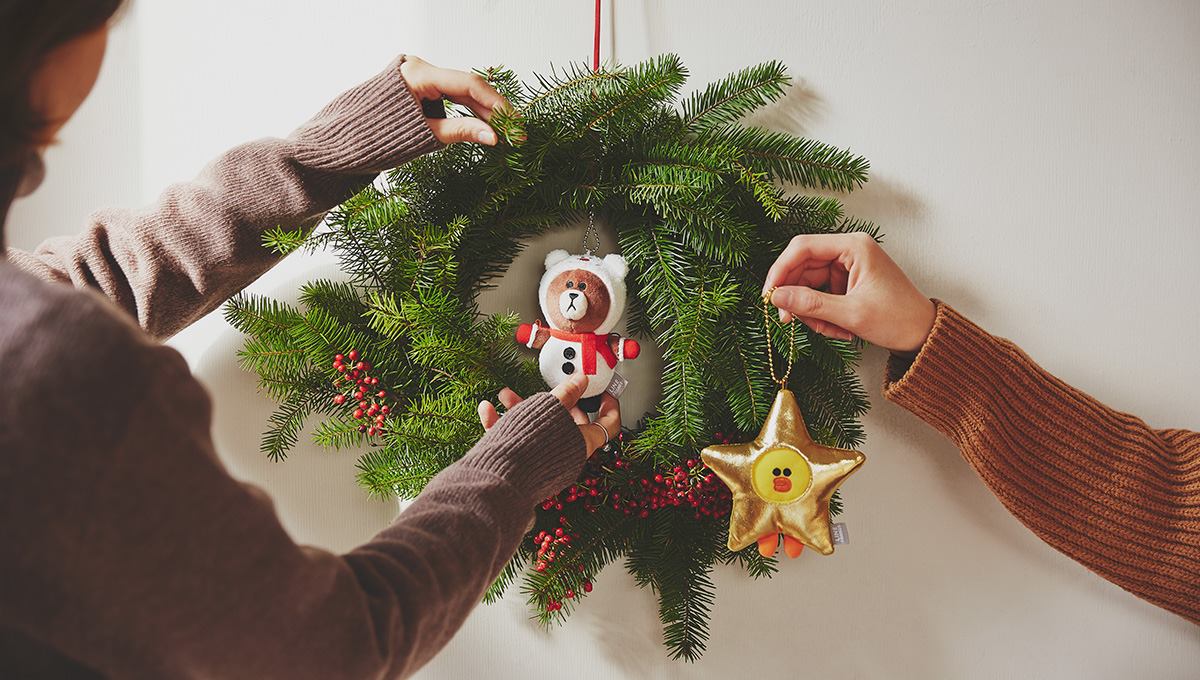 LINE FRIENDS: Christmas Party!｜Buy&Ship Hong Kong